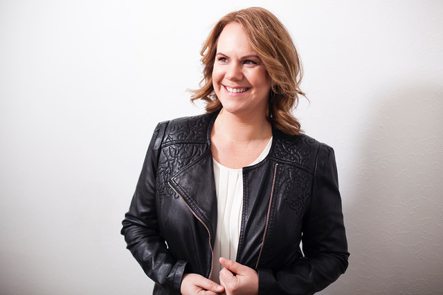 Andrea Crisp - Voice, Piano